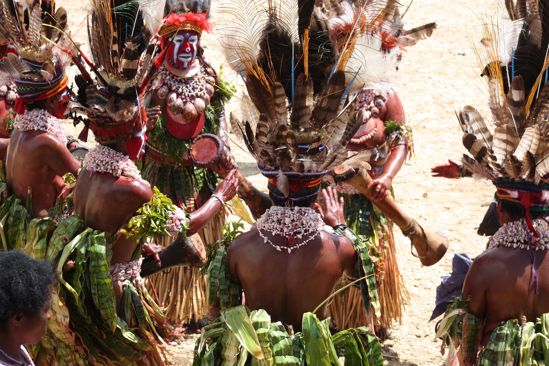 Did you know that there are more than 800 languages in Papua New Guinea ...